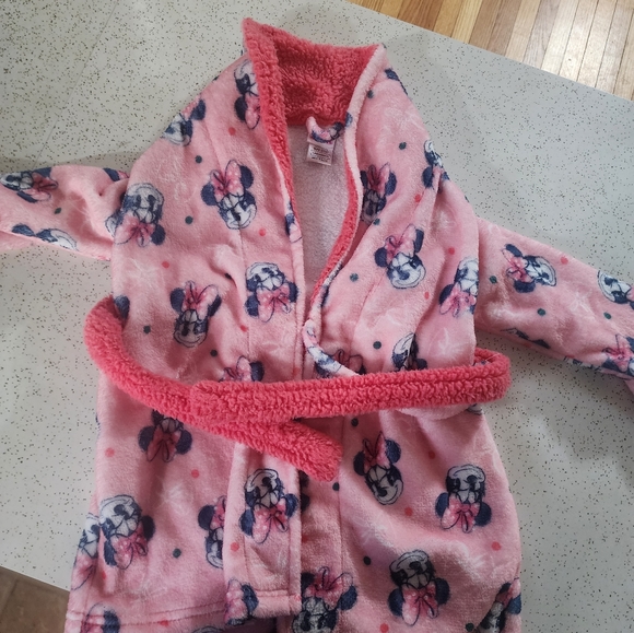 Disney | Pajamas | Minnie Mouse Robe | Poshmark